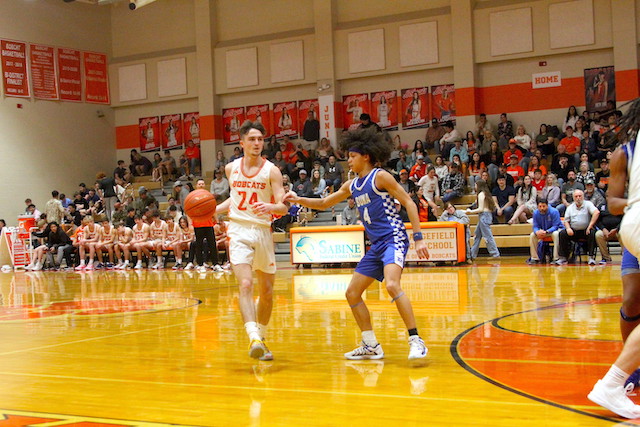 Buna gets by Bobcats for district win | Orange Leader